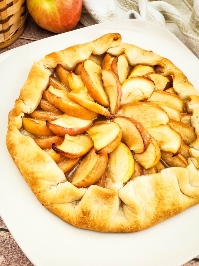 Easy Rustic Apple Tart Recipe