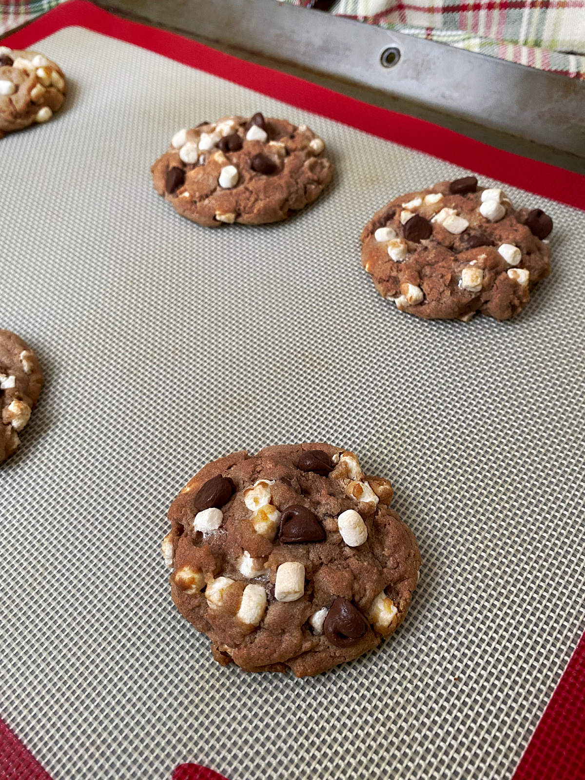 Hot Chocolate Cookies