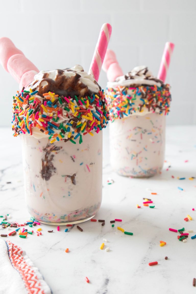 Easy Vanilla Bean Funfetti Milkshake Recipe