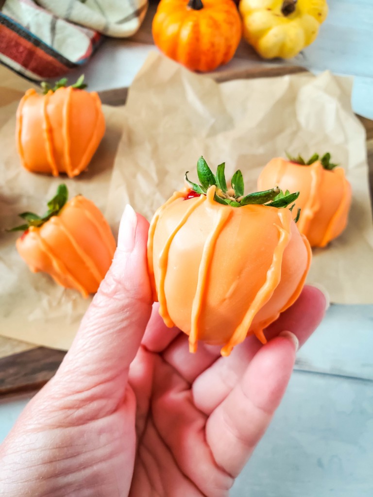2 Ingredient White Chocolate Strawberry Pumpkins