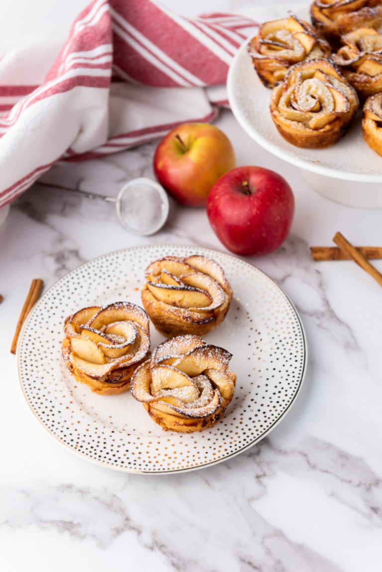 Puffed Pastry Apple Roses Recipe